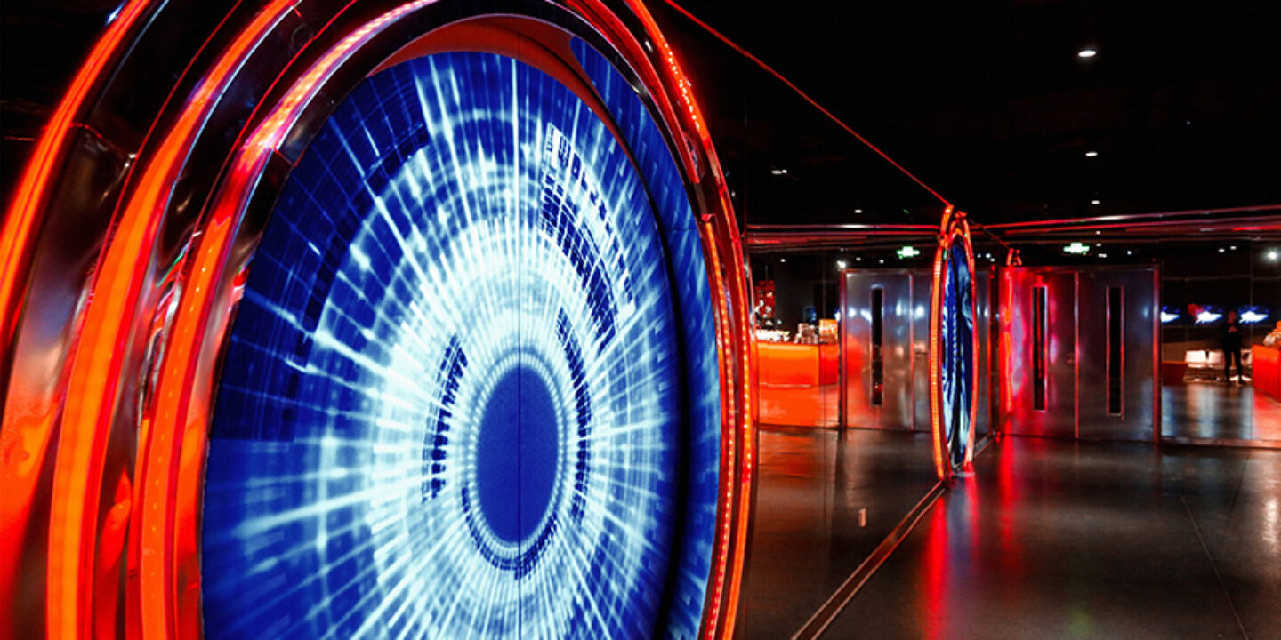 SoReal Virtual Reality Entertainment Center - SEGD - Designers of ...