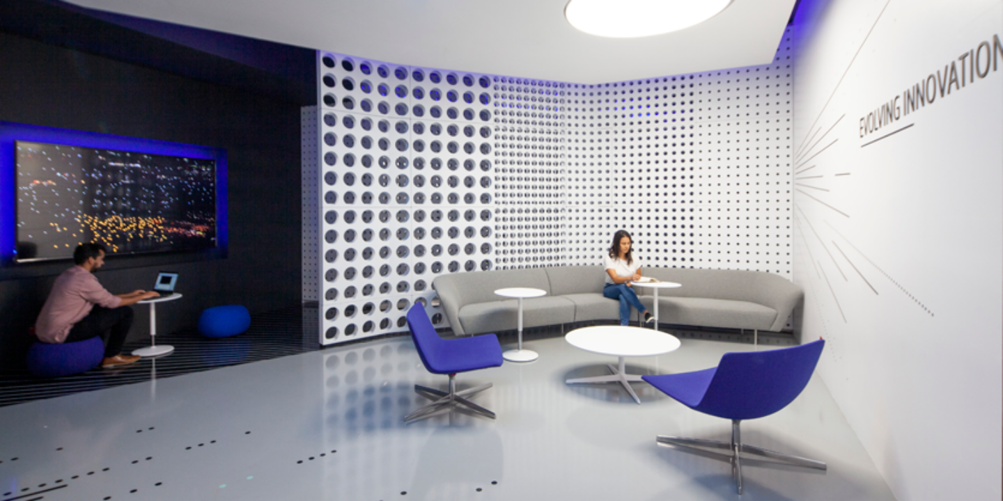 Intel Megalab Lobby - SEGD - Designers of Experiences