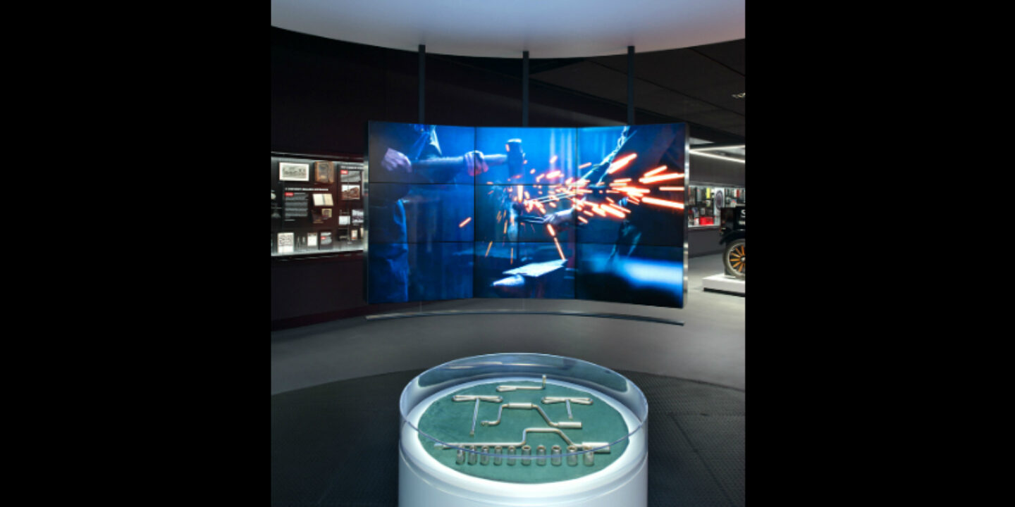Snap-on Museum Experience - SEGD - Designers of Experiences