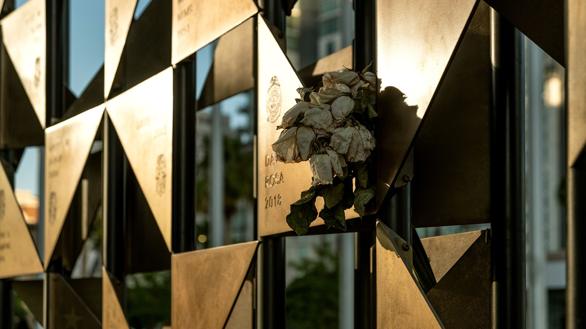 Long Beach Police and Fire Department Memorial - SEGD - Designers of ...